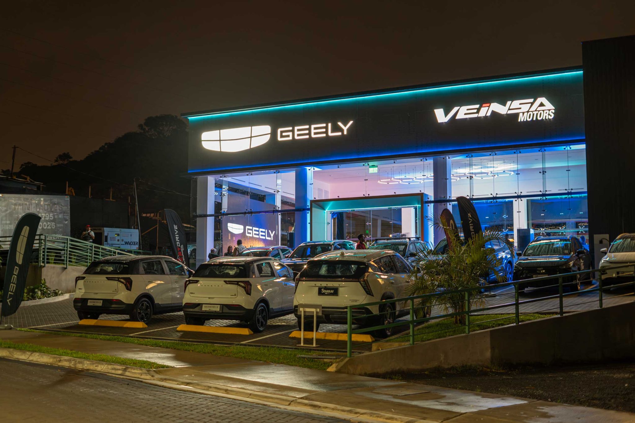 Carros Nuevos Económicos - Geely Costa Rica